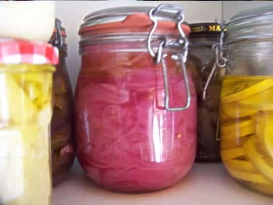 Oignons rouges au vinaigre